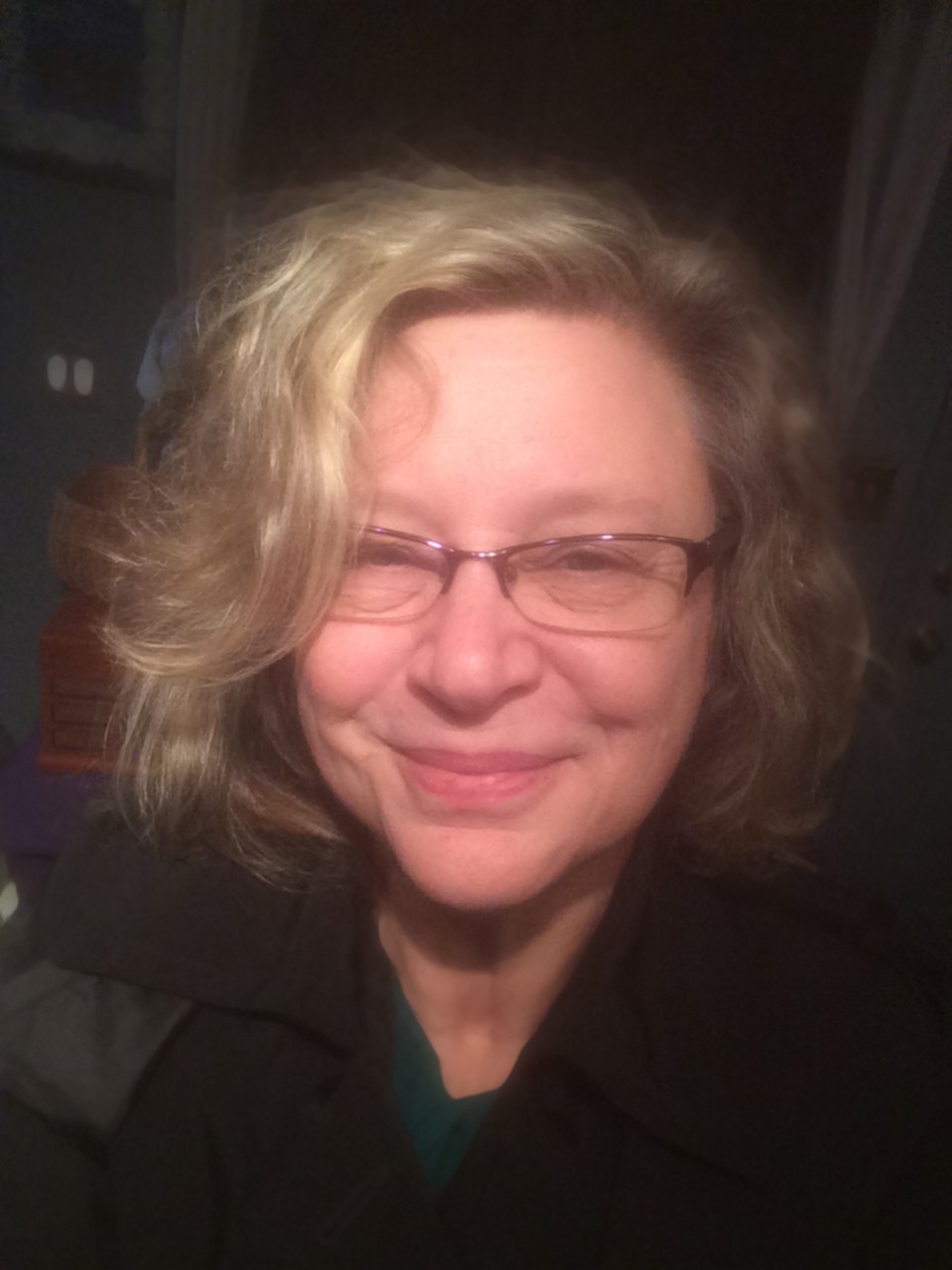 Angela's Bio | In the Service of Words: Fidelis Semper